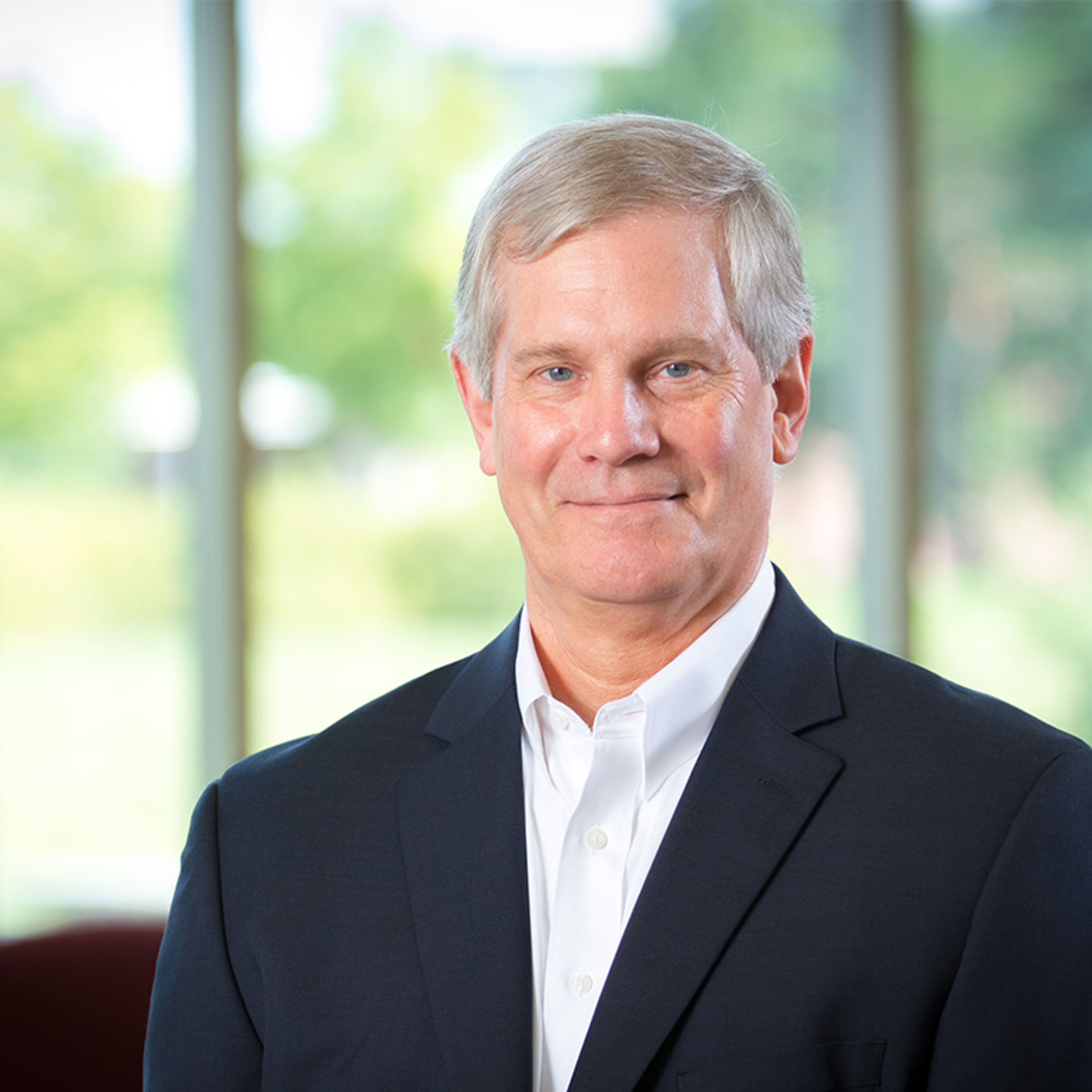 Faculty | Jeffrey S. Raikes School of Computer Science and Management ...